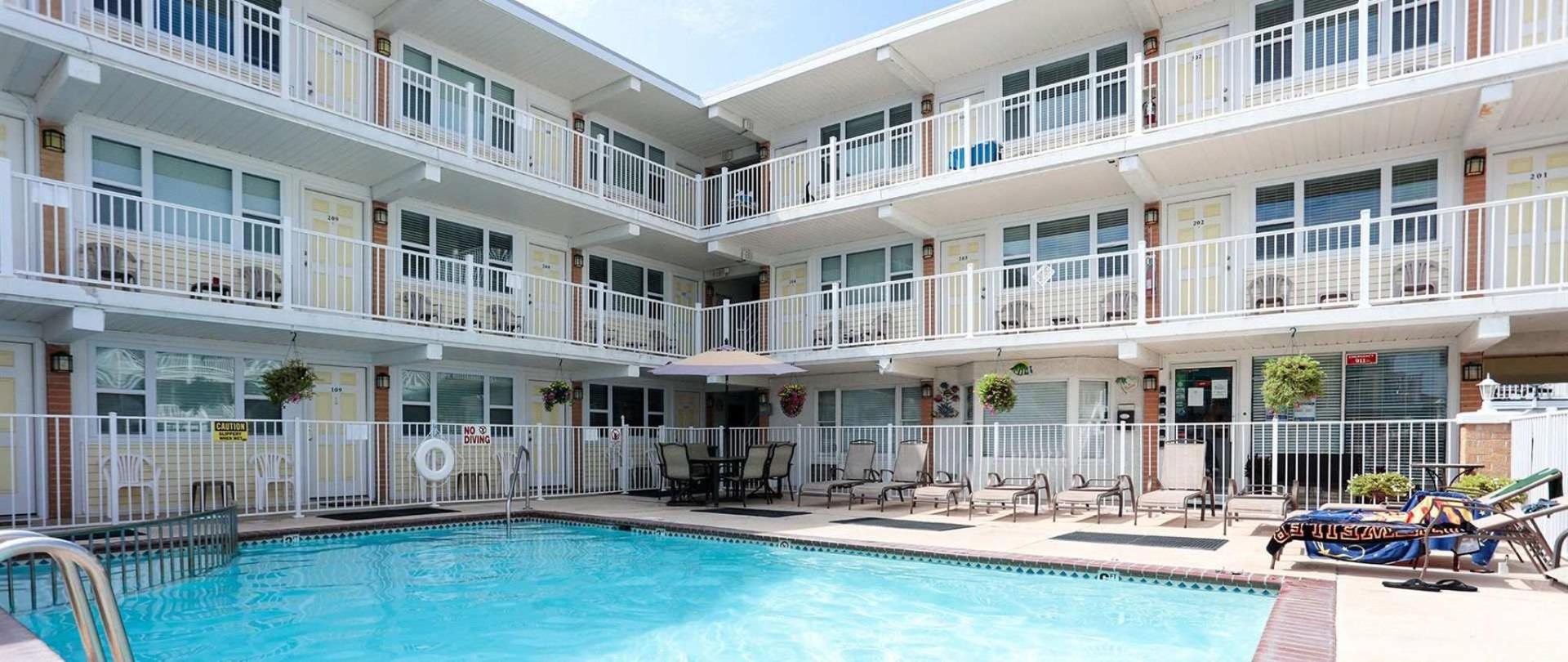 Esplanade Suites: A Sundance Vacations Resort | Motels in Wildwood