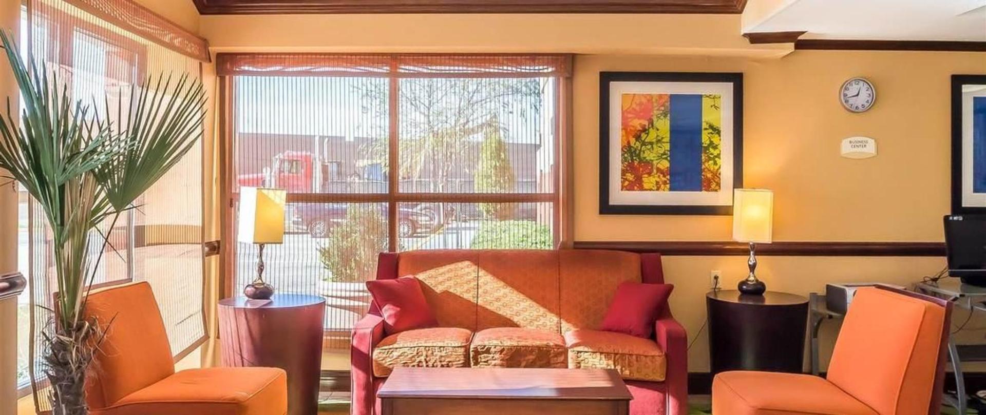 Hotels near Nanuet | Quality Inn Spring Valley | Free Breakfast